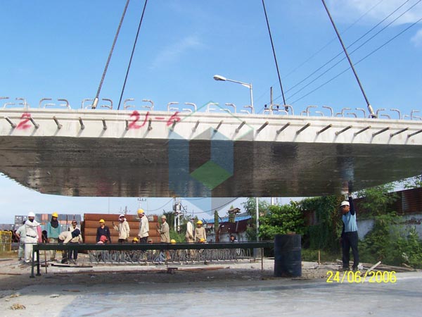 Half Slab LNG Tangguh – PT. LISA CONCRETE INDONESIA